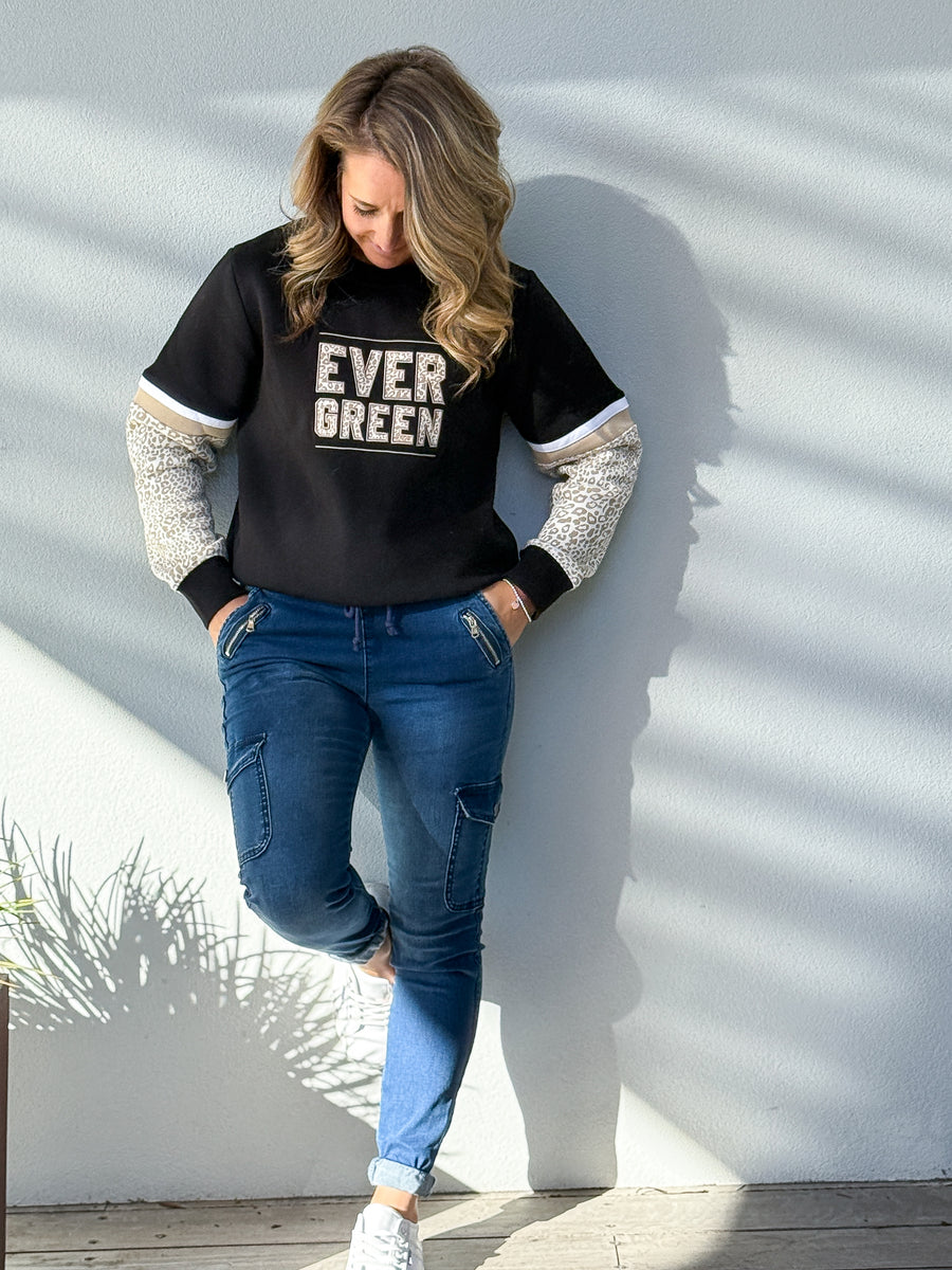 Molly Crew - Black – Evergreen Clothing